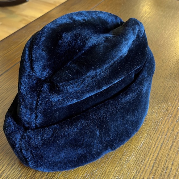 Vintage | Accessories | Vintage Winter Hat With Pull Down Ear Flaps ...